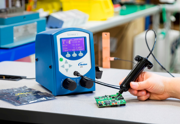 Nordson EFD 7017041 Ultimus I High Precision Dispenser, 0-100 psi (0-7 ...